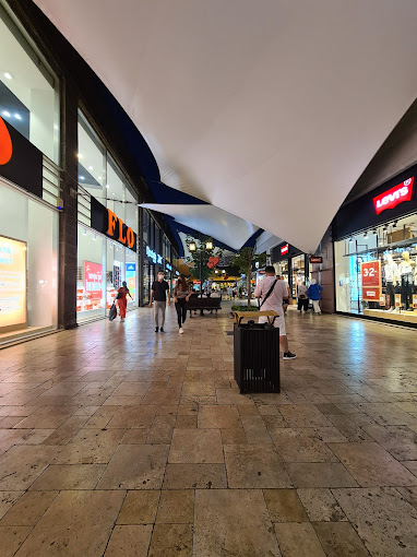 15 Cheap Shopping Malls in Istanbul That Only The Natives Know