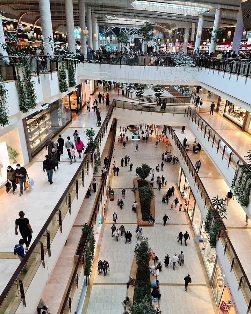What Is The Biggest Mall In Istanbul? | Location + Pictures